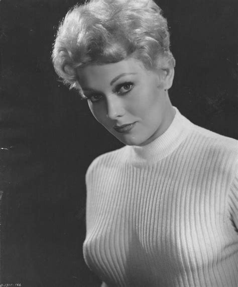Kim Novak Old Hollywood Actresses Classic Hollywood Kim Novak