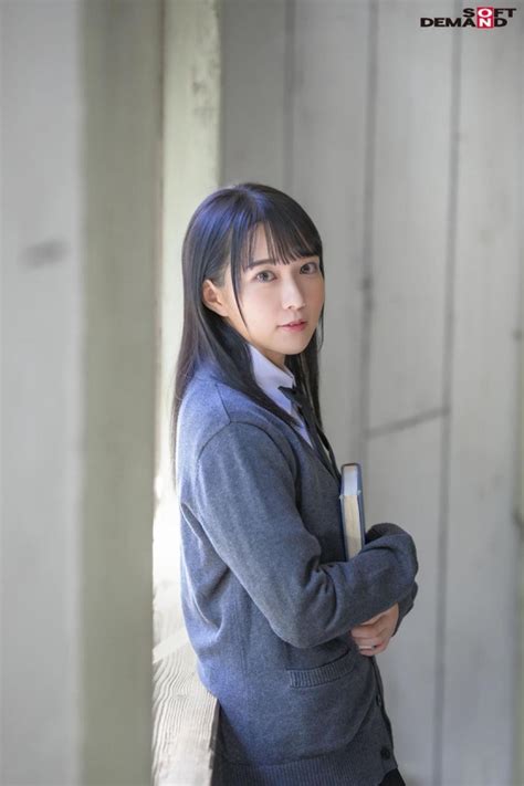 清楚な見た目に騙されるな！がっつりスケベな美少女アイドル 円井萌華 Av Debut 107sdab 220 Hな美女😍