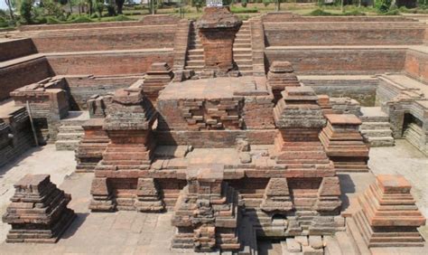 Masih Megah Hingga Sekarang Inilah Peninggalan Kerajaan Majapahit Yang