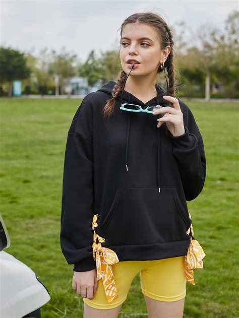 Solid Kangaroo Pocket Drawstring Thermal Lined Hoodie