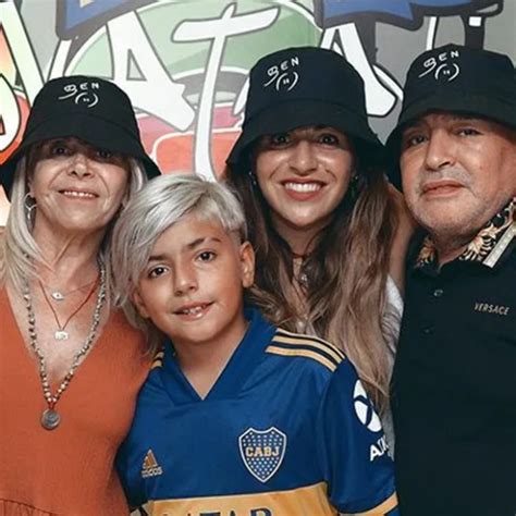Benjamín El Hijo De Gianinna Maradona Y El Kun Agüero También Tiene