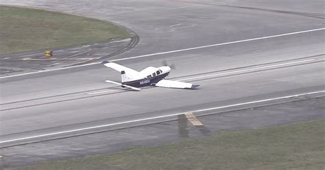 Emergency Landing At Fort Lauderdale Executive Airport Cbs Miami