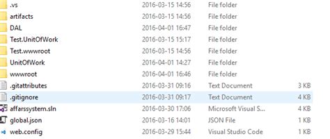 architecture ef 7 dnx database update command resulting in format of