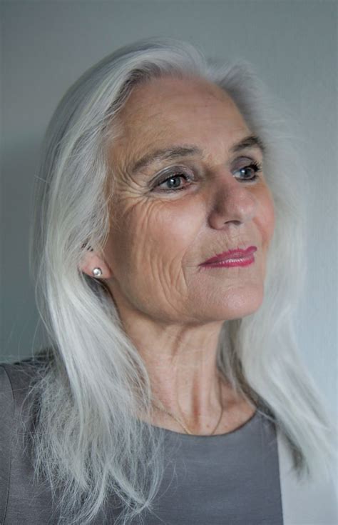 Breathtakingly Gorgeous Long Gray Hair Beautiful Gray Hair Long