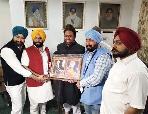 दिल्ली हिंसा का असरः सिखों के क़रीब आए मुसलमन सहारनपुर में गुरुद्वारे