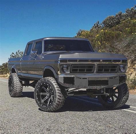 Lifted Trucks Gmc Liftedtrucks Ford Trucks Ford Pickup Trucks Old