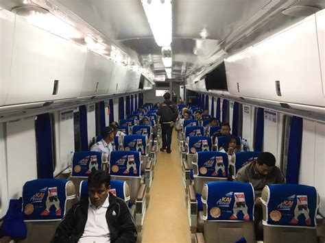Tempat Duduk Kereta Joglosemarkerto Ekonomi Homecare24