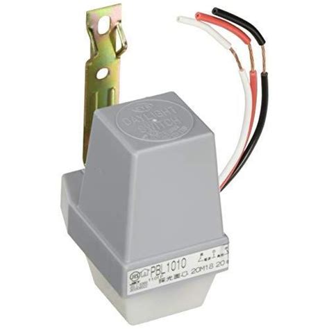 岩崎電気 自動点滅器 Pbl1010 S 4530118102724 20220629 Nasashu E 通販 Yahoo ショッピング