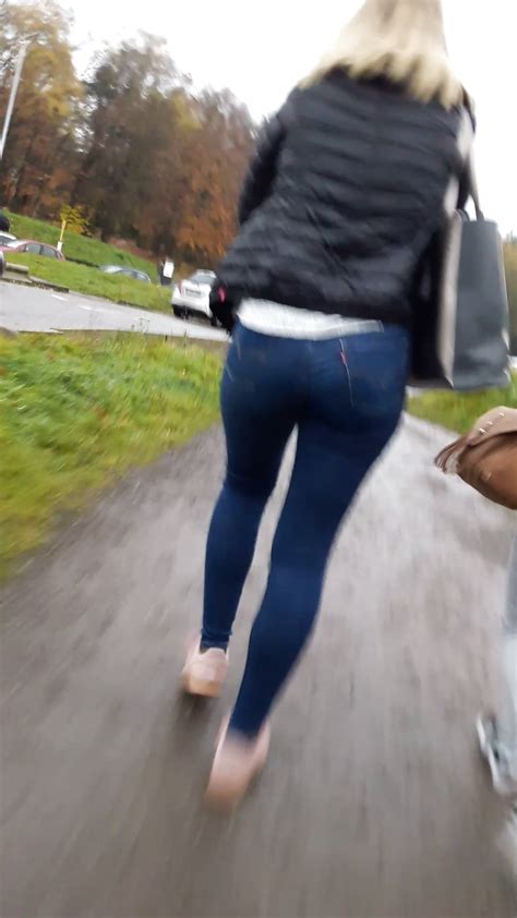 Voyeur Gros Cul Jeans Blonde Photo 10 15 109 201 134 213