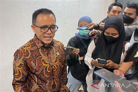 Menpan Rb Tak Ada Phk Massal Terkait Penghapusan Tenaga Honorer