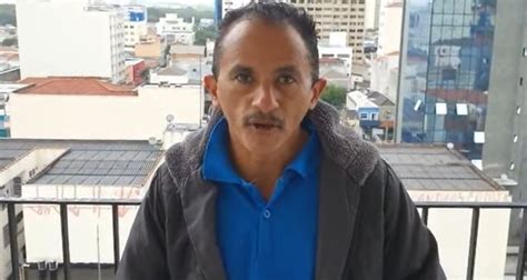 Vídeo Cantor Manoel Gomes Da Caneta Azul Leva Golpe De Empresário