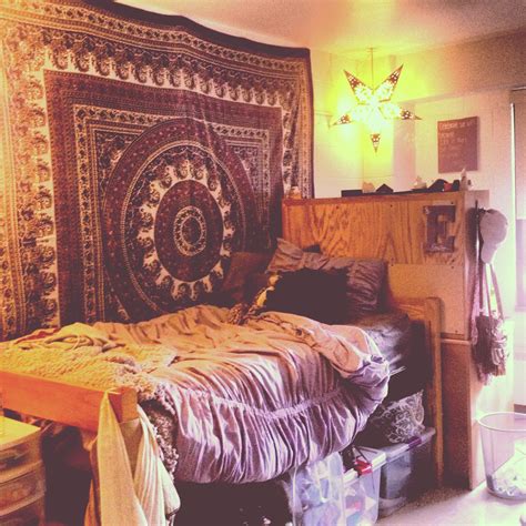 How To Hang A Tapestry In A Dorm Room