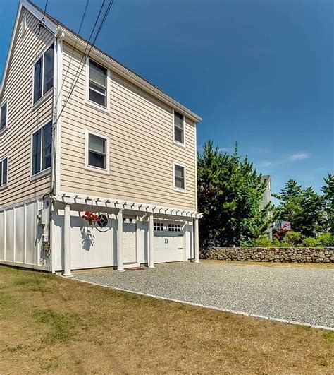 18 Atlantic Ave Groton Ct 06340 Zillow