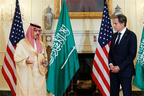 وزير الخارجية الأمريكي يكشف ما دار مع نظيره السعودي وهذه القضايا التي