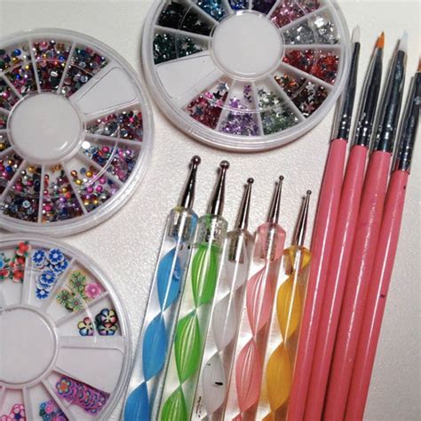 Top 5 Nail Art Tips For Beginners [expert Advice]