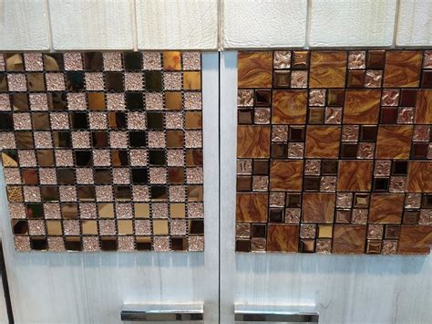 Gloss Golden Designer Glass Tiles Thickness 6 8 Mm Size Small At