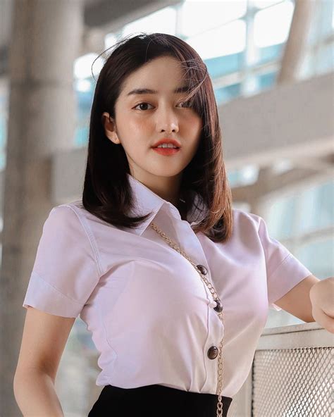 รายการ 105 ภาพพื้นหลัง ภาพ สาว สวย นม โต ครบถ้วน