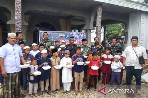 Koramil 08 Barumun Gandeng Fkppi Palas Gelar Jumat Berkah Di Masjid