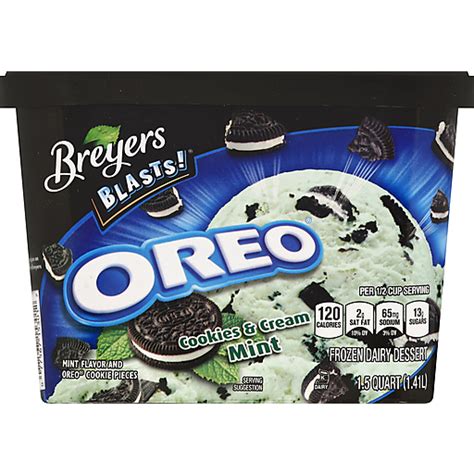 Breyers Oreo Cookies And Cream Mint Frozen Dairy Dessert 1 5 Qt Carton