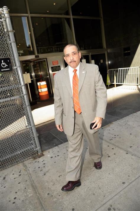 Nypd Detective Grilled In Court Over How He Got Defendants Confession