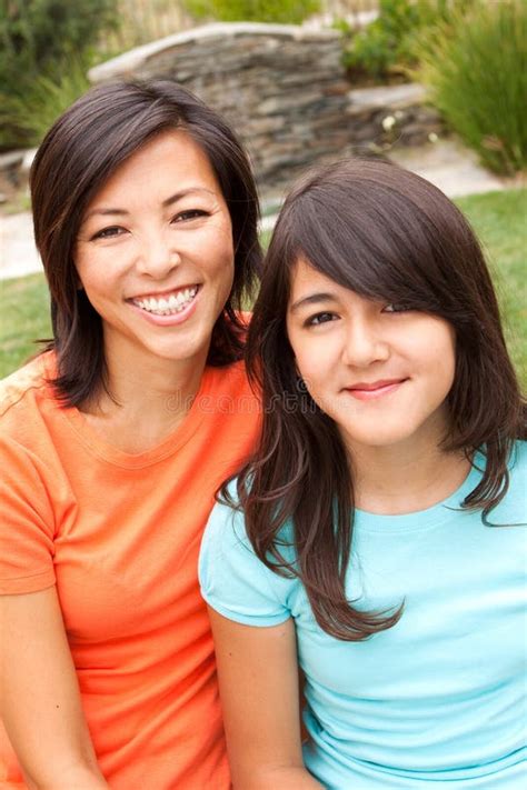 Loving Asian Mother And Daughter Smiling Stock Image Image Of Summer