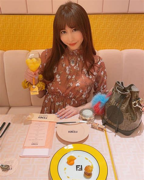 橘芹那さんのインスタグラム写真 橘芹那instagram 「 表参道カフェ Fendicafe Fendi Dinner 20