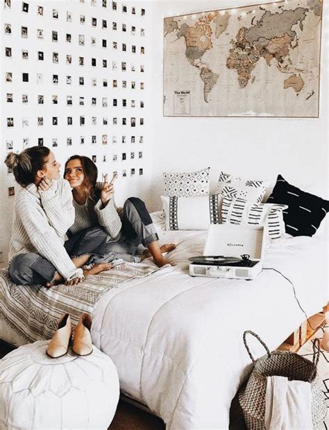 20 Pretty Dorm Room Ideas For Popular Girls Obsigen
