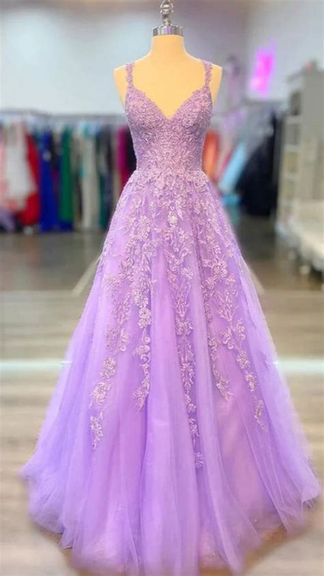 A Line Lilac Tulle Prom Dresses With Appliques V Neck Formal Evening D
