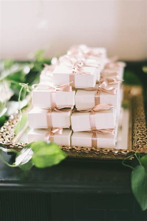 8 Best Bridal Shower Favor Ideas Cute Bridal Shower Favors For Guests