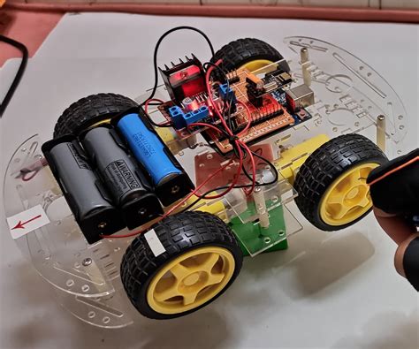 diy hand gestures controlled car using arduino nrf24l01 mpu6050