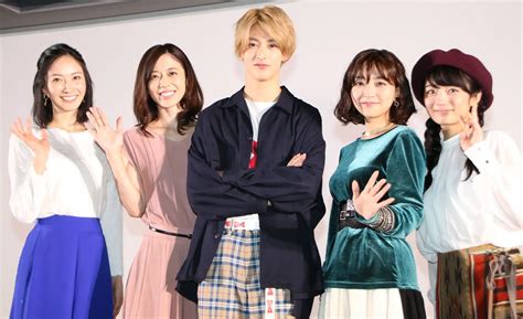【写真 1 9枚】「東映特撮ファン感謝祭2018」のトークイベントに登場した（左から）長澤奈央さん、別府あゆみさん、伊藤あさひさん、平田裕香