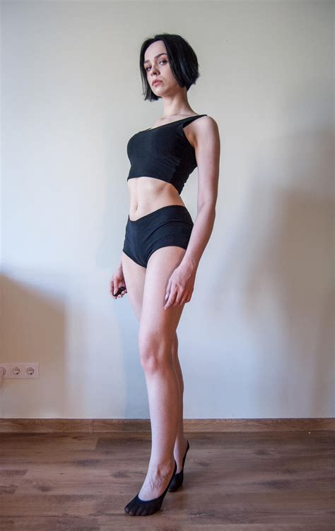 Pose Reference 6 By Silenceinsilver On Deviantart Body Reference