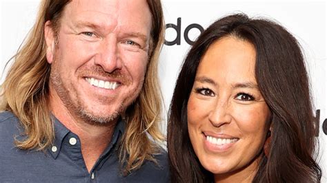 New Fixer Upper The Castle Trailer Offers A Sneak Peek At Joanna And