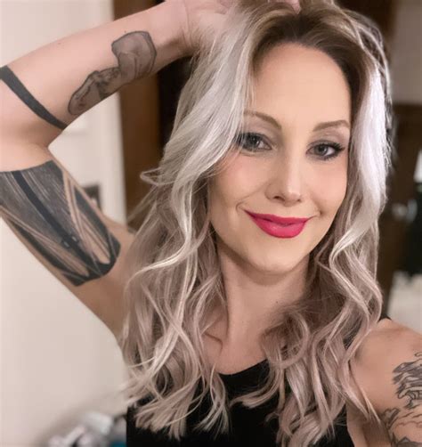 Tina Rivers Ryan On Twitter Also A Friend Just Said I Had “goth