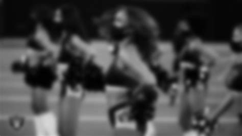 Photos The Raiderettes See Locker Room Practice At Allegiant Stadium