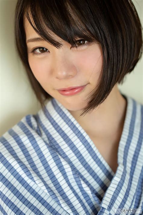 鈴村 あいり『 Days Of Love 』 [graphis] Summer Special 写真集 高清大图在线浏览 新美图录