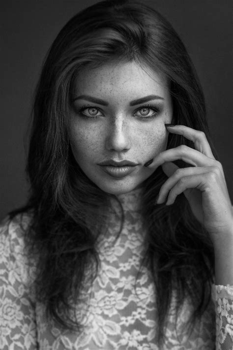 Model Svetlana Grabenko Portrait Portrait Photography Black And