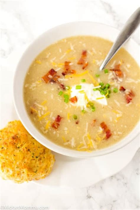 Baked Potato Cauliflower Soup With Bacon