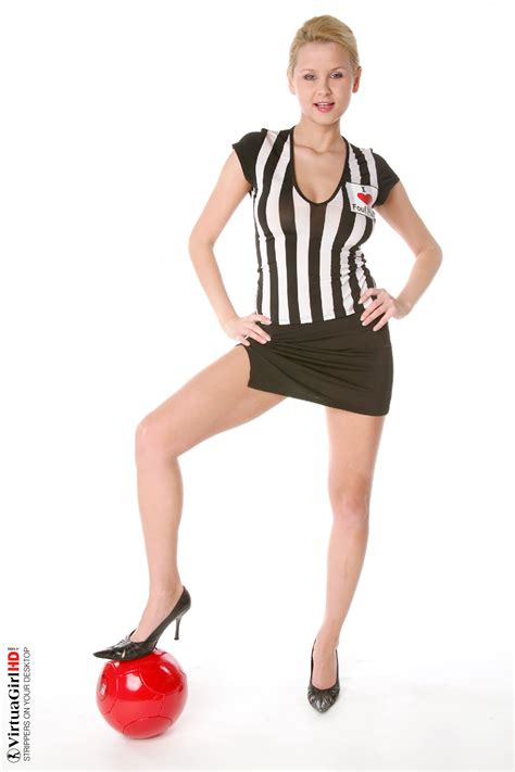 Lucianna Free Kick Virtuagirls Girls