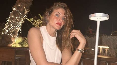 شاهد هيدي كرم تخطف الأنظار بجمالها في أحدث ظهور