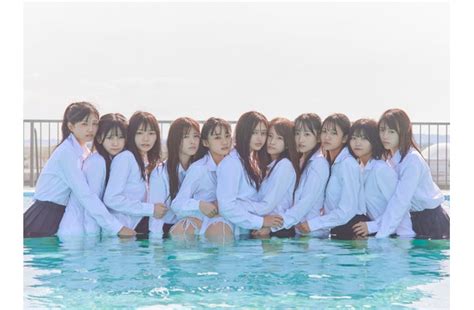 乃木坂46・5期生“1期生リスペクト”プールカット解禁 「ガールズルール」彷彿の聖域感 Newscafe