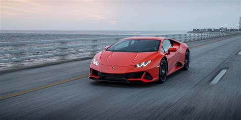 Lamborghini Huracan Evo Wallpaper