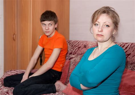 Hijos Que Maltratan Psicológicamente A Sus Padres ¿cómo Reconocerlos Y