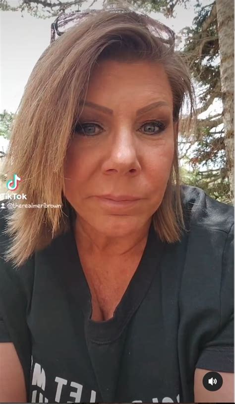 Sister Wives Meri Brown Shows Off Her Slim Legs In Skintight Jeans For