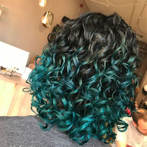 Dyed Curly Hair Colored Curly Hair Short Curly Hair Curly Hair