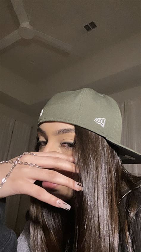 Pin By Grecia Flores On Favs Cute Selfie Ideas Cute Poses For