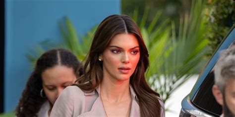 Kendall Jenner Goes Braless In A Blazer In New Campaign