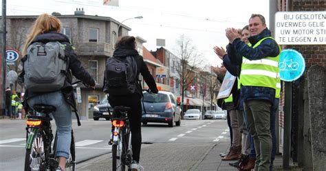Medewerkers Lokaal Bestuur Nijlen Applaudisseren Morgen Voor Fietsers