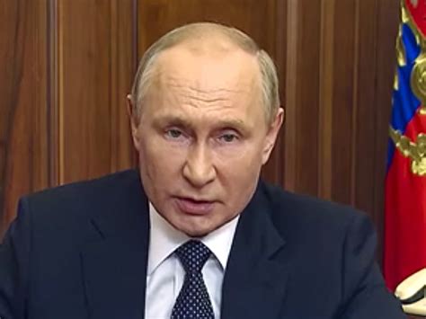 Putin Is Mobilizing Hundreds Of Thousands Of Russian Reservists To
