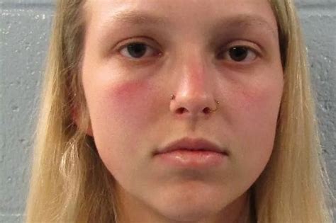 Woman Used Fake Id To Try And Get Served Then Called Police When It